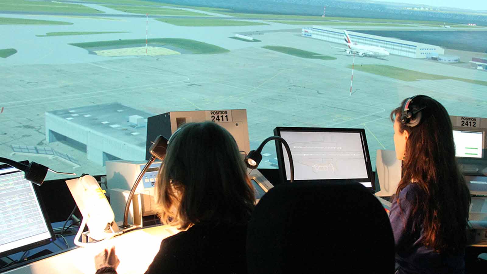 Biaya Sekolah Jadi Air Traffic Controller Capai Rp90 Jutaan - TopCareerID