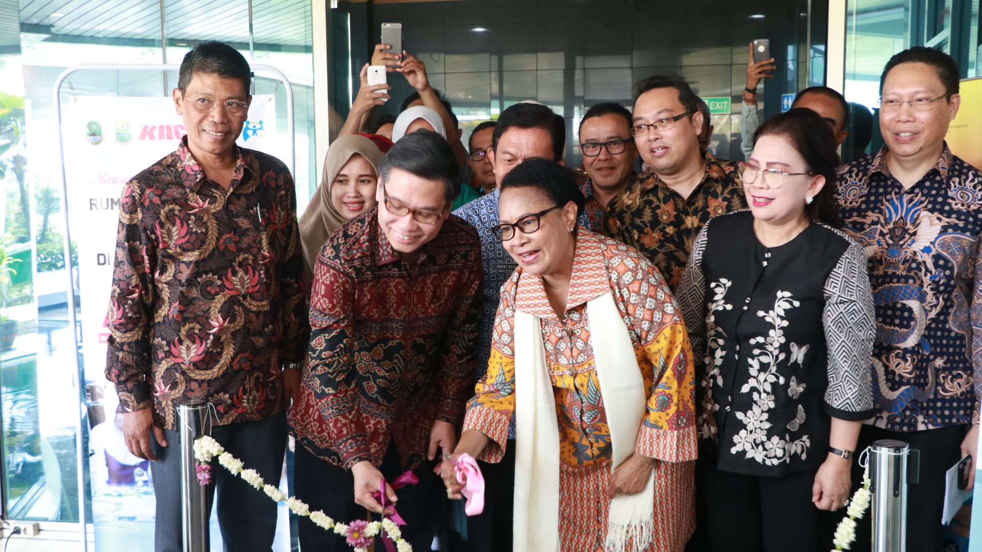 Kemen PPPA Luncurkan Rumah Perlindungan Pekerja Perempuan - TopCareerID Kemen PPPA Luncurkan Rumah Perlindungan Pekerja Perempuan - TopCareerID