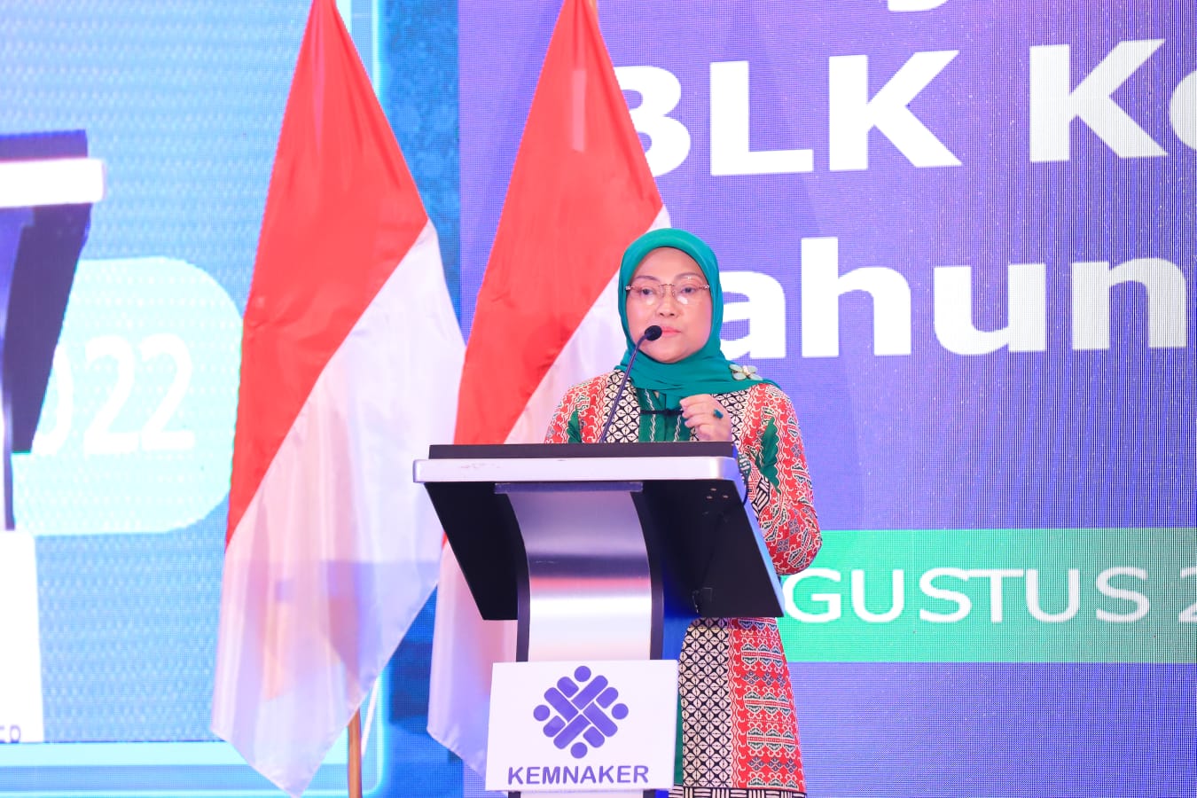 Menaker: BLK Komunitas Wajib Cetak SDM Kompeten - TopCareerID